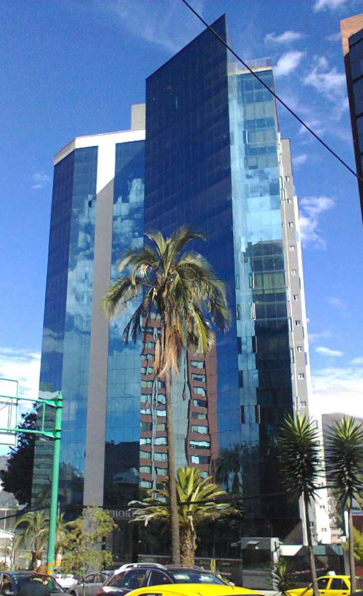 Modern, Exceptional View And Location, Up To 850 Mbps - Quito