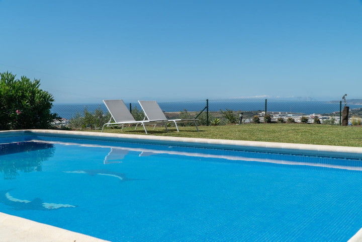 Villa Completa, Vista ÁFrica, Mar Y Montaña - Estepona