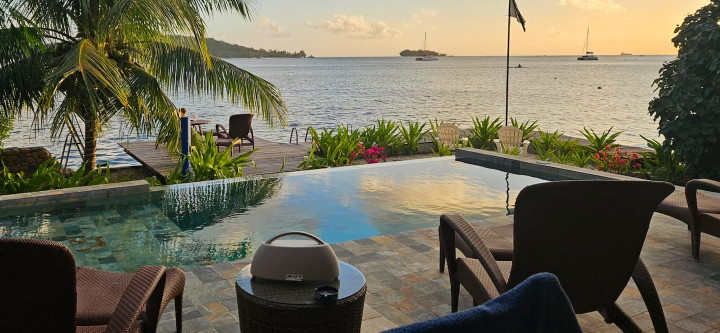 Maison Bord De Lagon Master Bedroom - Bora-Bora