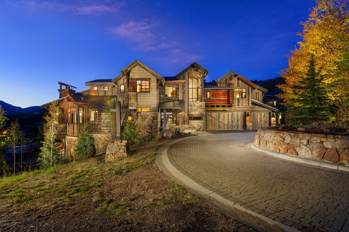 Ski-in/ski-out | Theater + Hot Tub - A Mineshaft - Frisco, CO