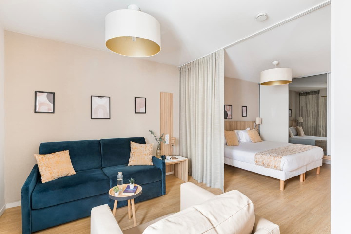Studio Familial (4 Pers. Max. Bébé Compris) - Lyon