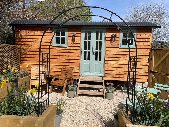 Cosy Shepherd's Hut. - Witney