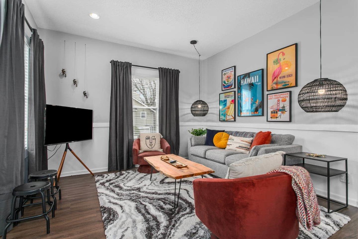 Spacious Duplex W/ 4 Bedrooms Near Food | 17&18 - Kansas City, KS