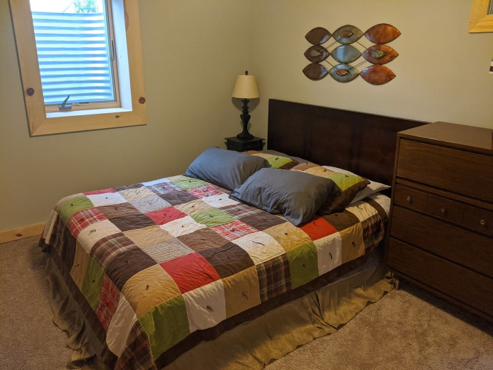 Whole Floor-1 Bed/1 Bath/kitchen/lr On Light Rail - Minneapolis, MN