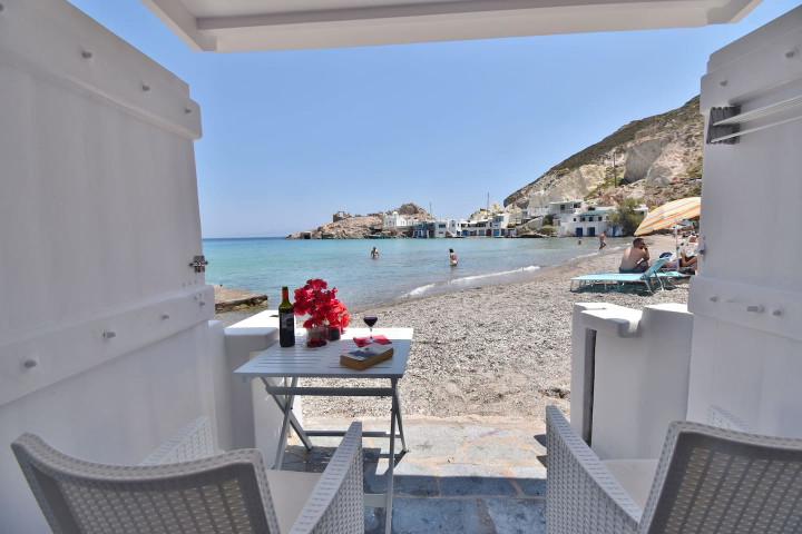 Blue Mare - Wave Apartment On The Beach - Milos