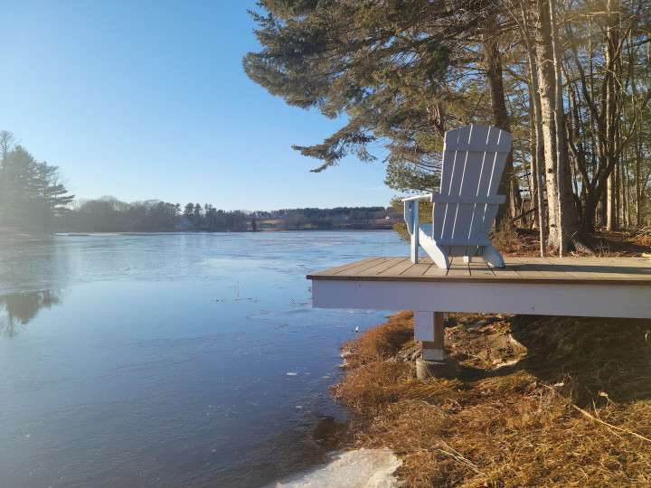 Relaxing Waterfront Home - Dover, NH