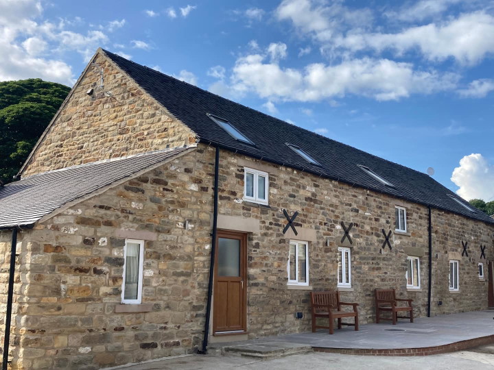 Luxury Newly Converted Oak Cottage - England