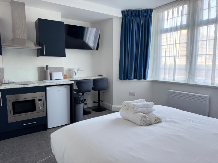 Large Studio In Cardiff City Centre - Cardiff
