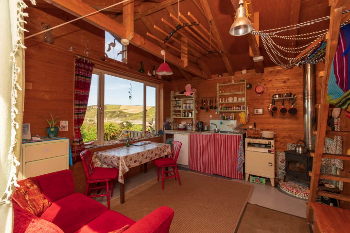 Cosy Coastal Eco-cabin With Stunning Ocean Views - County Kerry