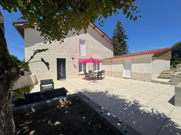 La Terrasse De Vevaud, Moderne, Au Calme - Saint-Junien