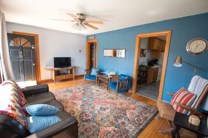 The Cabin In Town - Owensboro, KY