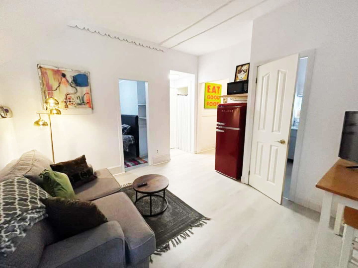 Small Cosy Apartment In The Heart Of London - London, ON, Canada