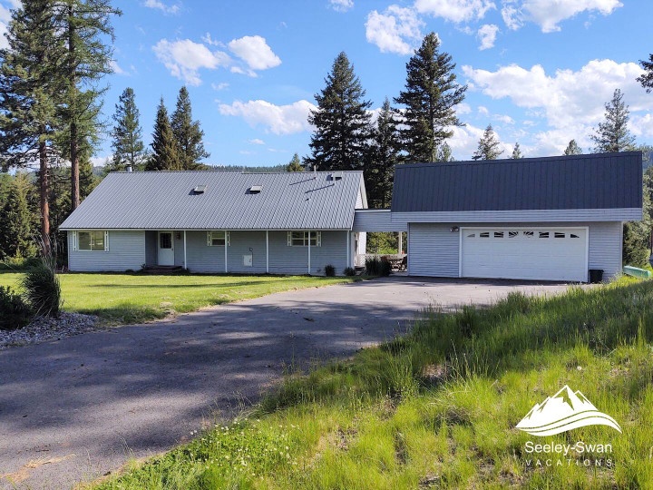 Riverfront Retreat Year-round Escape! - Seeley Lake, MT