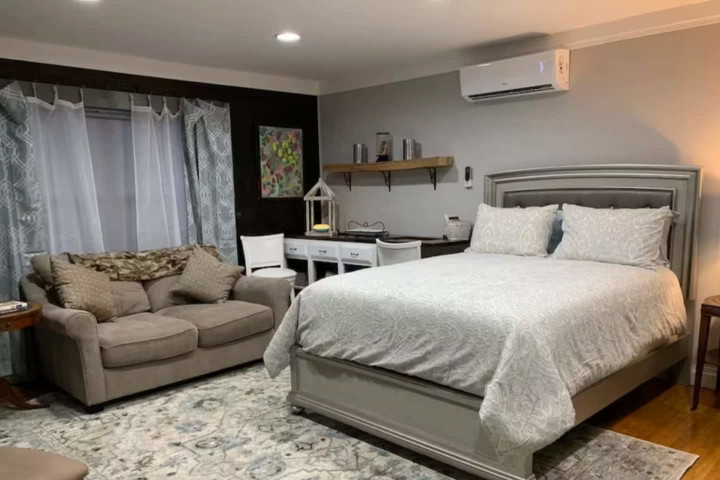 Cottage Suite 1 Queen - Mentone, AL