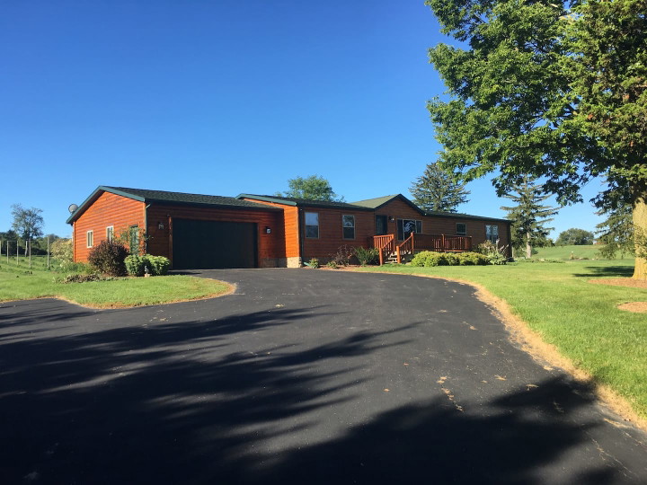 Wild Rose Ranch Guest House - Baraboo, WI