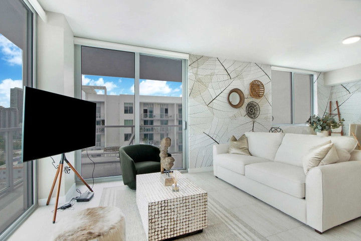 Boho Dream W/bayviews! 2 Bdrm Condo - Miami Design - Miami Lakes, FL
