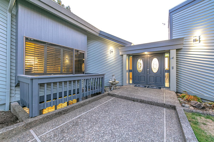 Oceanfront Luxury | Beach Access | Sleeps 10 - Newport, OR