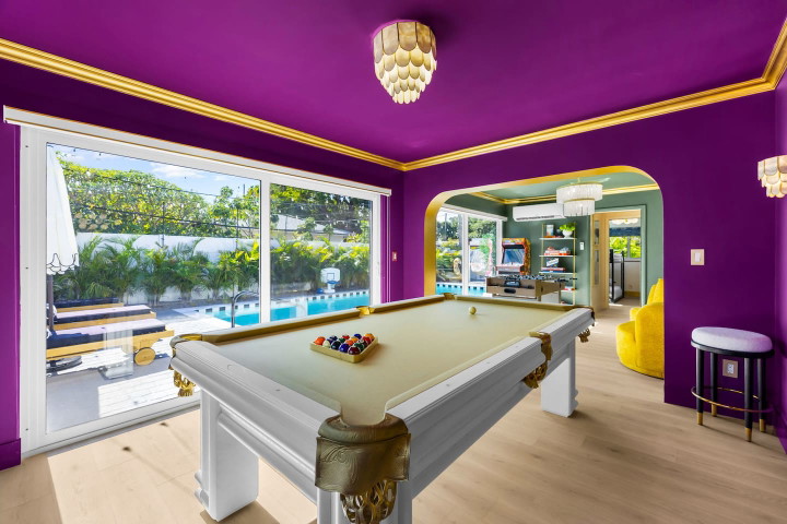 5 Min To Beach Heated Pool Hottub 85"tvs Bbq Games - Deerfield Beach, FL