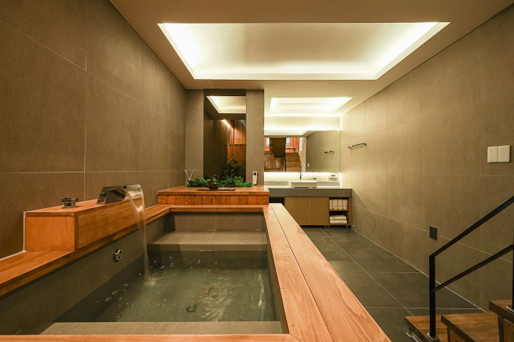 A Hanok With A Unique Charm, Stay Starlight - Seoul