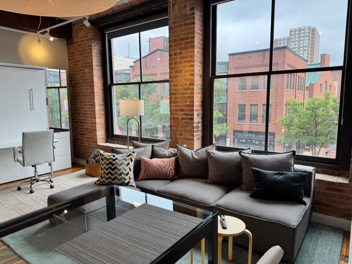 City Chic Best Of Armory Sq! - Syracuse, NY