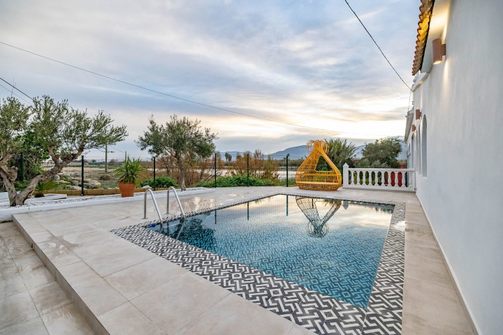 Unique Beachfront House - Cullera