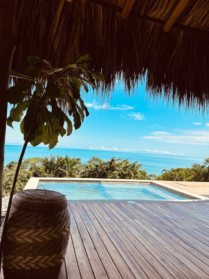 Nakama 21, El Paraíso. - Puerto Escondido