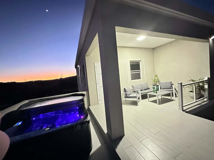 Desert Rose Cottage - Anguilla