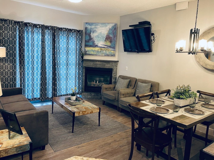 Family Friendly 2br/2ba Condo - Sleeps 6 - Views & Location!! - Canmore