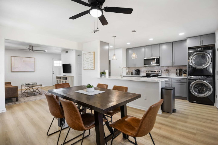 Modern 3br Home | Near Airport & Attractions - Irving, TX