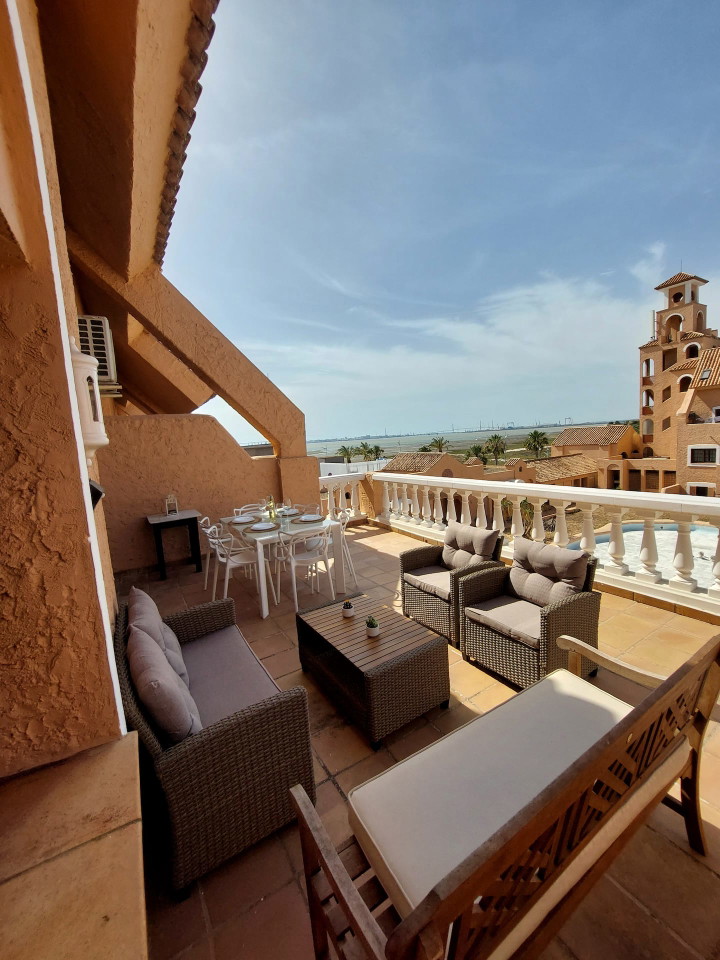 Luminoso Dúplex Con Gran Terraza Y Vistas - Puerto Real