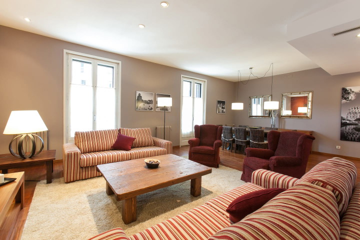 Serennia Deluxe 5 Bedrooms Apart - Barcelona