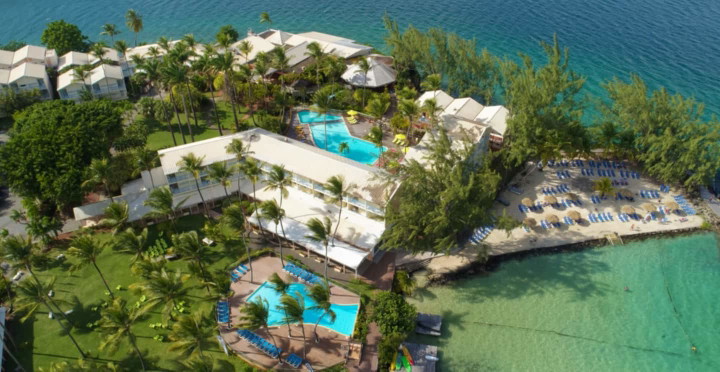 Magnifique Studio Climatise Dans Hotel *** - Martinique