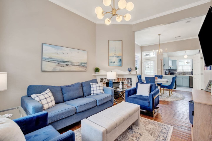 Duckies Cottage | Heated Pool Access - Savannah, GA
