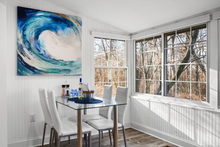Little Beach House - Connecticut