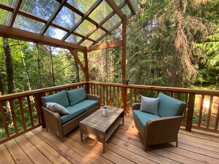 Forest Hideout - Vancouver Island