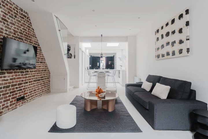 Modern 3 Bedroom House, Close To The Tram - Moeskroen