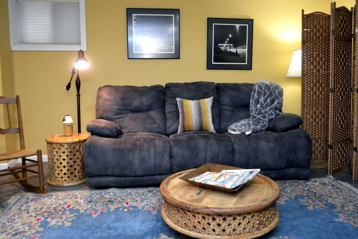 Amazing Historic Apartment Chevy Chase Dc! - Bethesda, MD