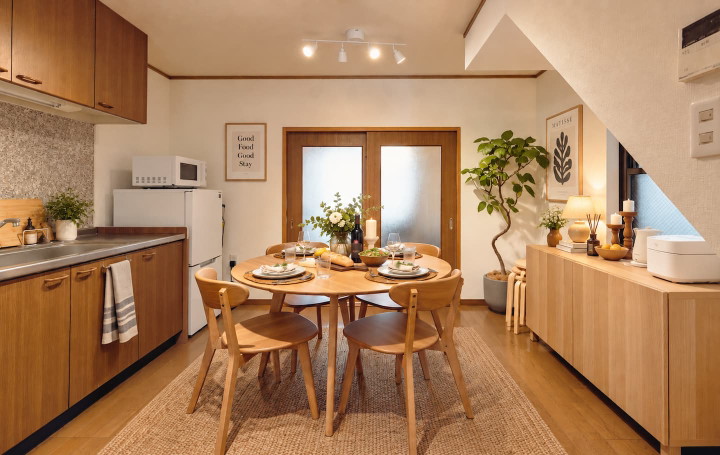 Modern Japanese House 8 Minutes From Nagoya Station | 84 ㎡ Private Rental | 3 Bedrooms | Sleeps Up To 8 | Free Parking | Supermarket 0 Minutes Away - Nagoya