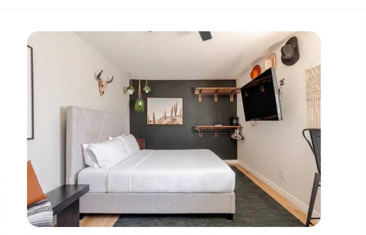 Cozy Studio Near Asu, Old Town, Golfing, & Hiking - Scottsdale, AZ