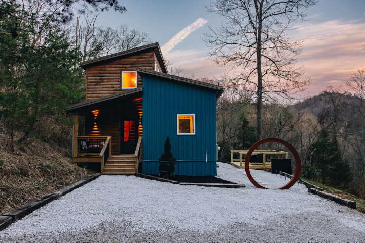 Ultra Lux Cabin W/ Salt Wall, Sauna + Hot Tub - Slade, KY