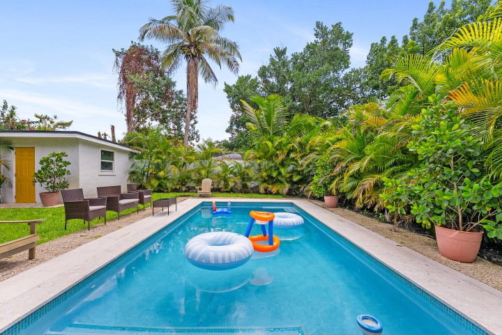 Miami Getaway | Pool, Hot Tub & Great Location - Miami, FL
