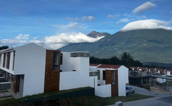 Antigua Guatemala 18 Min/volcano View/pool - Guatemala