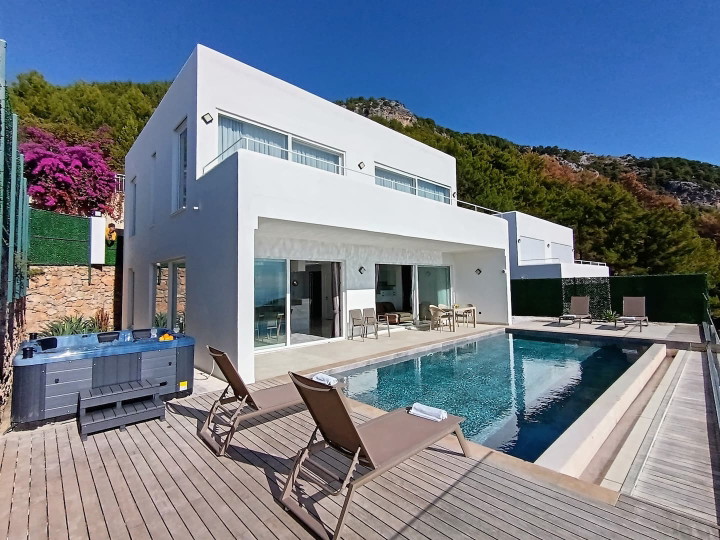 Stunning Views & Heated Jacuzzi, Alanya Villa 1002 - 알라니아