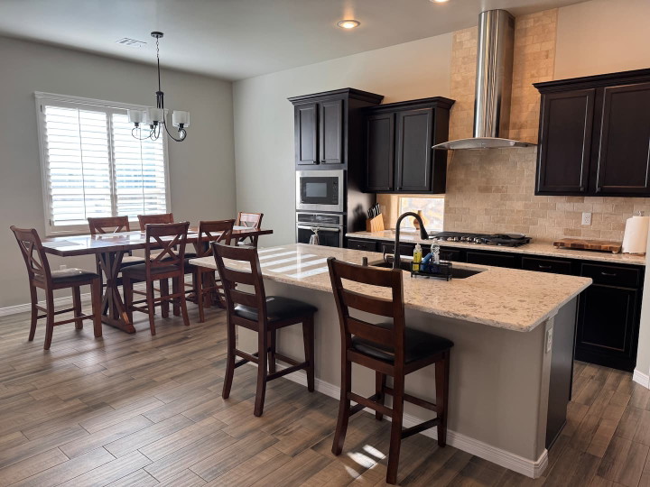 Bonita Casa @ Metro Verde Community - 拉斯克魯塞斯
