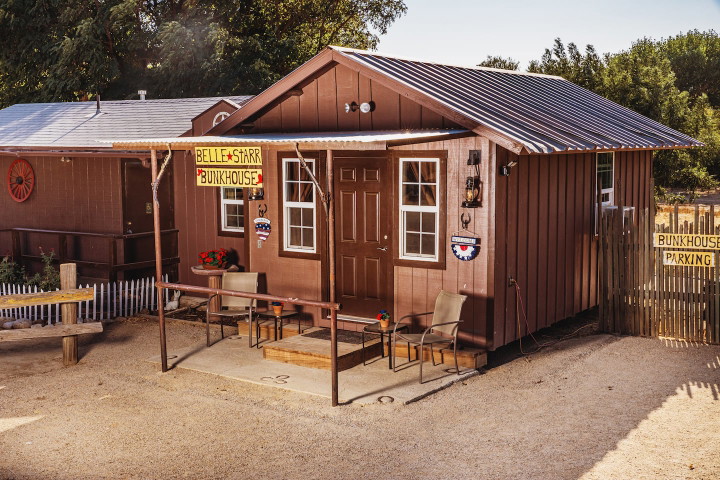 "The Bunk House" At Harris Stage Lines - Paso Robles, CA