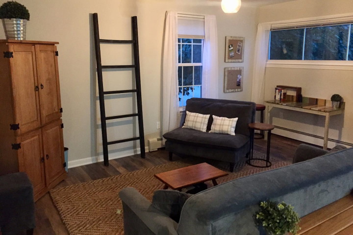 Charming, Private, 2 Bdrm Apt, Short Walk To Town - Portsmouth, NH