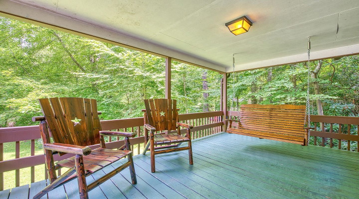 Creekside Cabin|indoor Pool+hot Tub|walk To Dining - Maggie Valley, NC