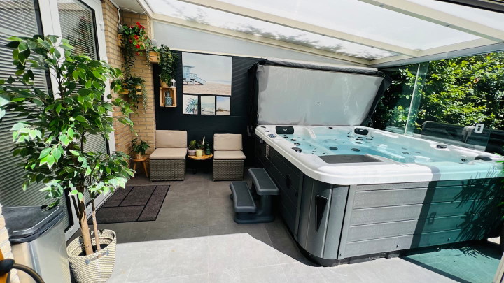 Luxury Vacation Villa With Private Jacuzzi & Sauna - Zoetermeer