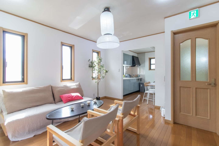 8 People Family Home, Free Parking, Zen House! 5 Minutes Walk From Kumeagawa Station, 35 Minutes Direct From Seibu Shinjuku Station - 国分寺市