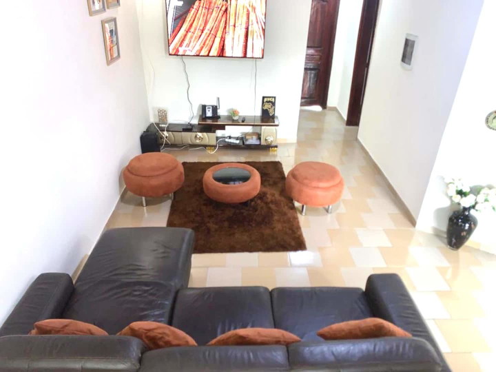 Spacious/comfortable Apartment - Guinea